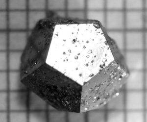 Scientists discover new ‘Quasicrystals’ - Civilsdaily