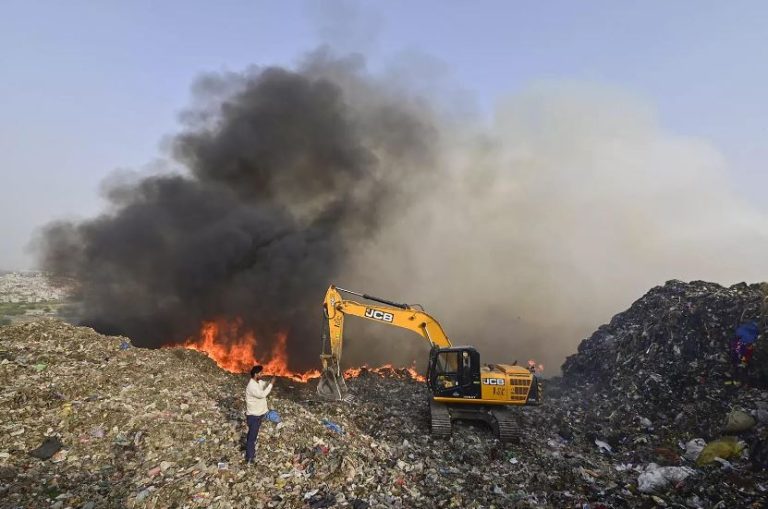 Why are India’s garbage landfill burning? - Civilsdaily