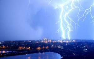 Lightning not a Natural Disaster: Centre - Civilsdaily