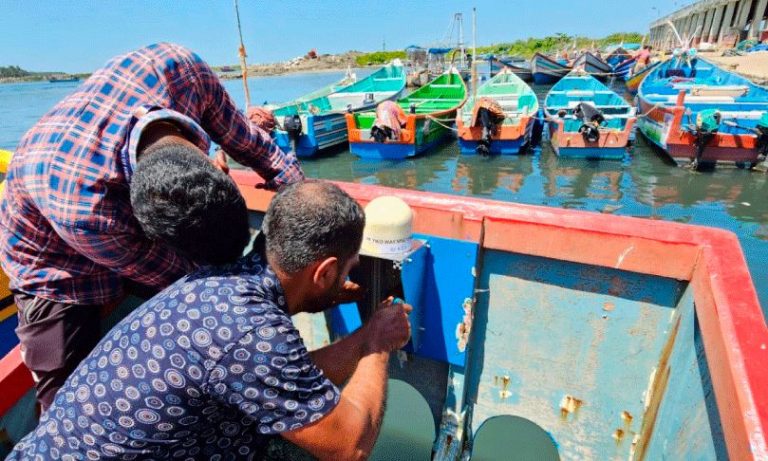 Nabhmitra: Satellite-Based Safety Device for Fishermen - Civilsdaily